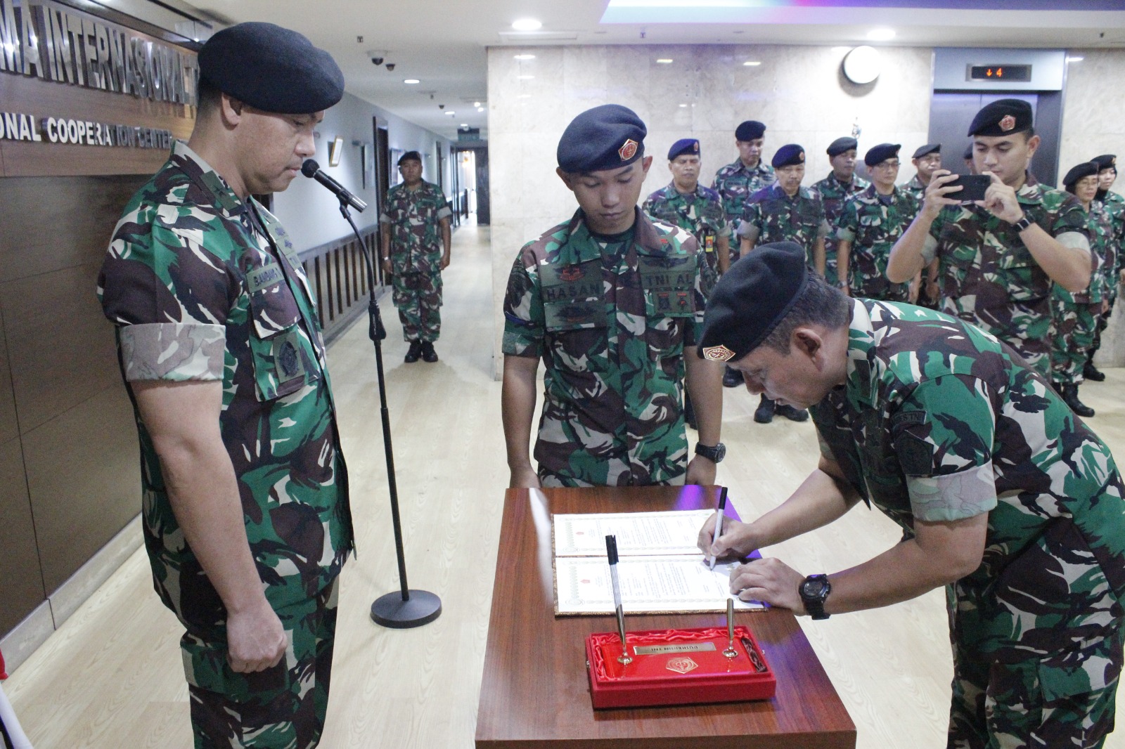 PERGANTIAN JABATAN DI PUSKERSIN TNI – PUSKERSIN TNI
